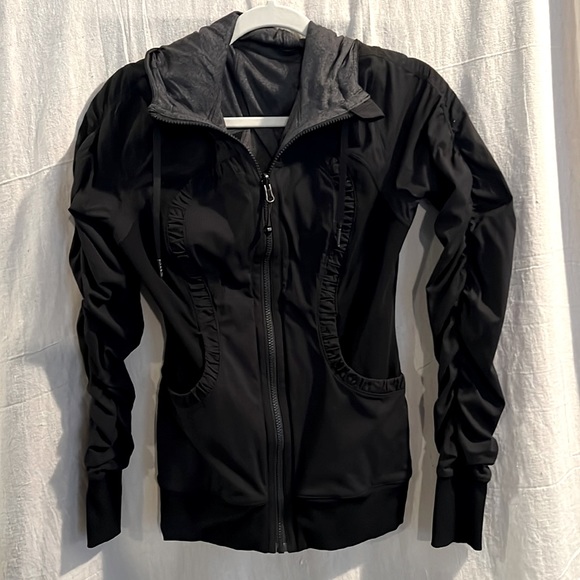 lululemon athletica | Jackets & Coats | Lululemon Dance Studio ...